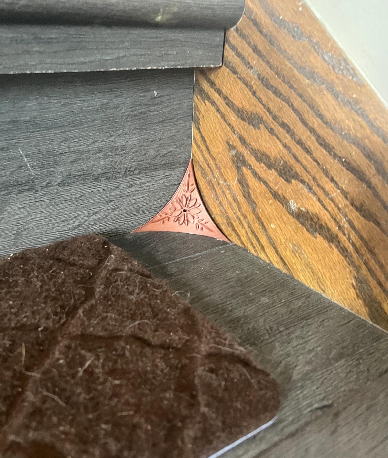 Flower W/ Vine/stem Design Stair Dust Corners – 3D Printed Victorian ...