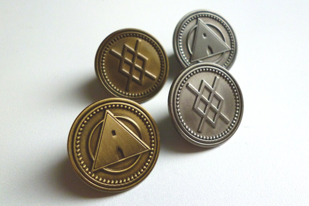 Cult - Midsommar Die Struck Pin Badge Set / Enamel Horror Lapel ...