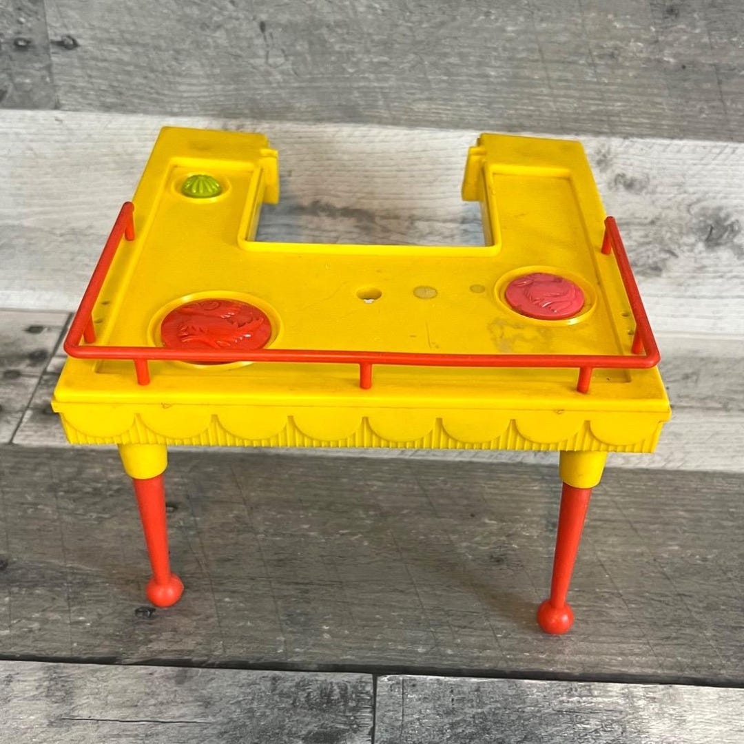 Suzy Cute Feeding Table 1960s INCOMPLETE 1176 - Etsy