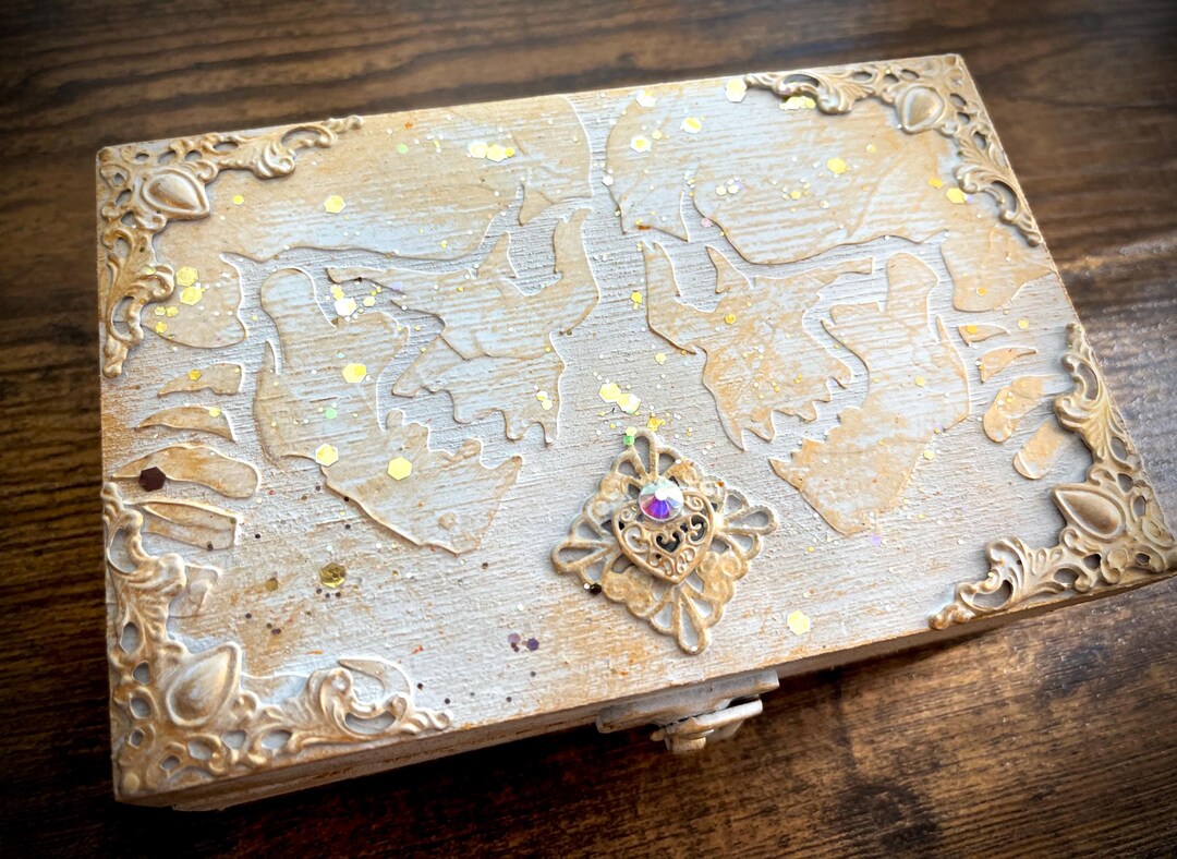SALE Pastel Skeleton Lovers Box, Skull Box, Cottage Core, Pastel Goth ...