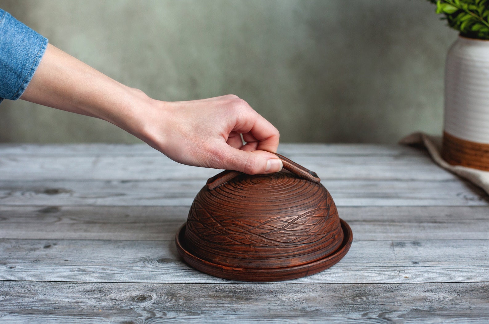 Round Butter Dish With Lid, Ceramic Cheese Keeper, Handmade Lidded ...