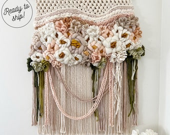 White Floral Macrame Wall Hanging, Statement Piece, Neutral Flower ...
