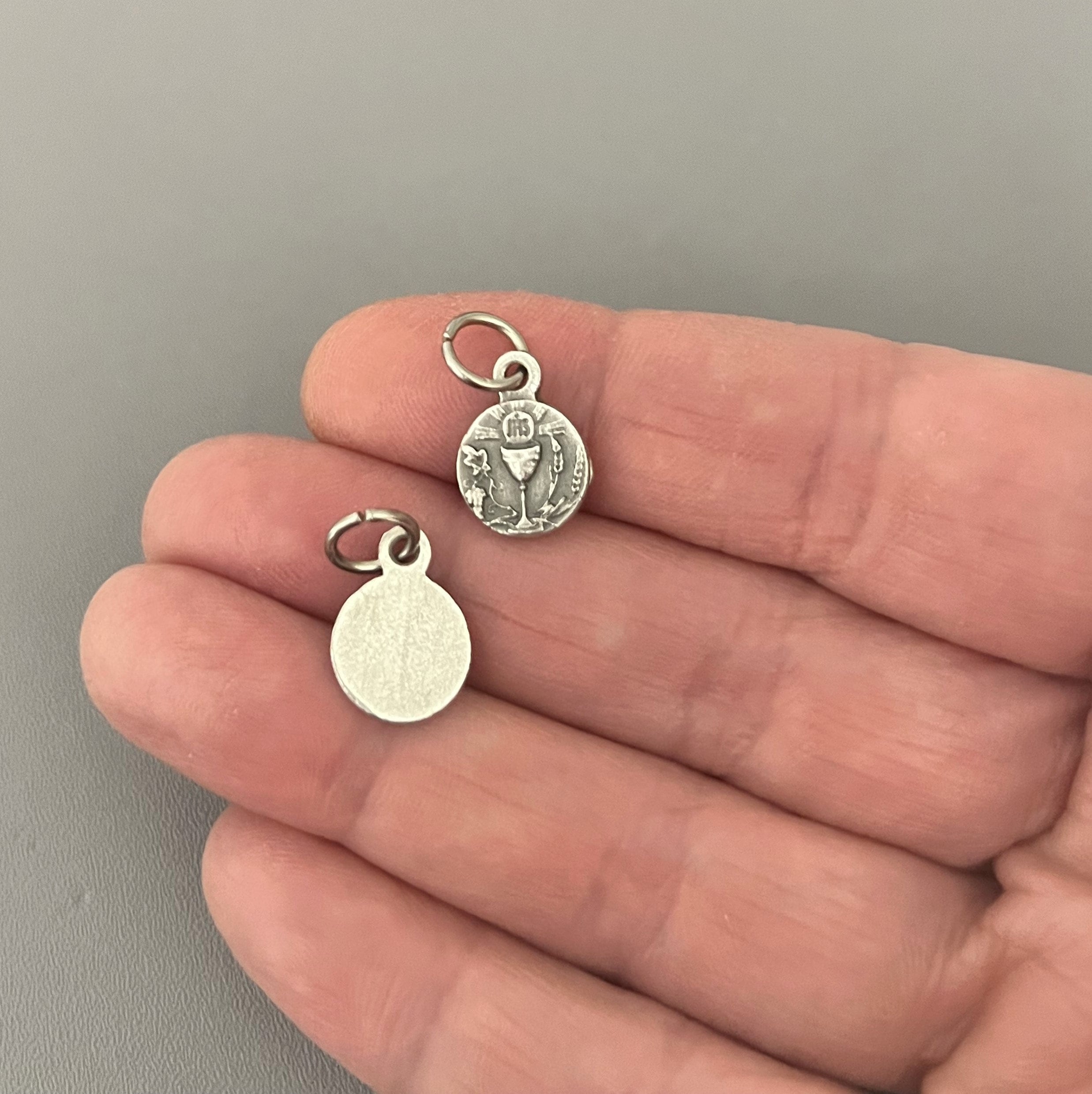 3 Pc ROUND Small CHALICE Eucharist Charms / Silver First Holy - Etsy