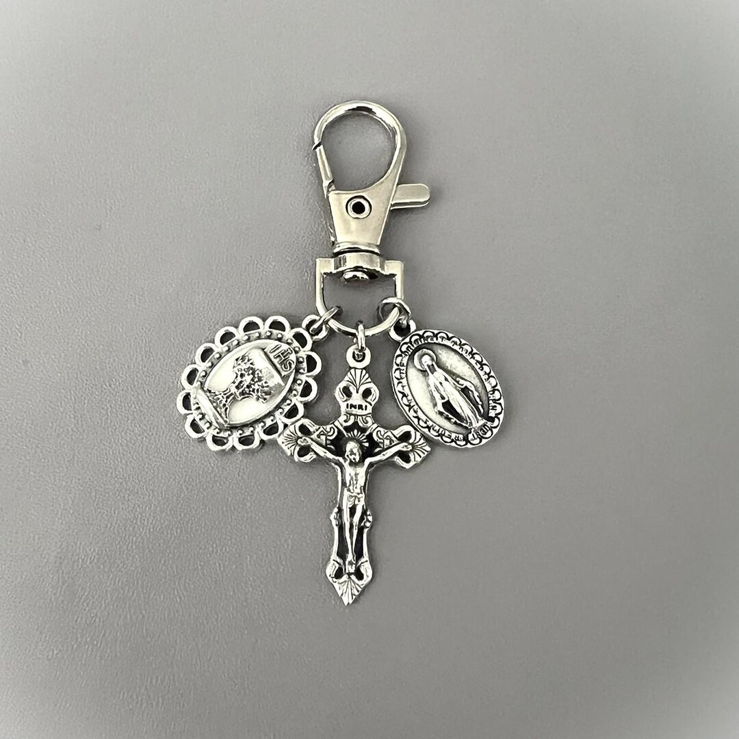 First Holy Communion Clip on Key Chain / Chalice Charm ITALY Miraculous ...