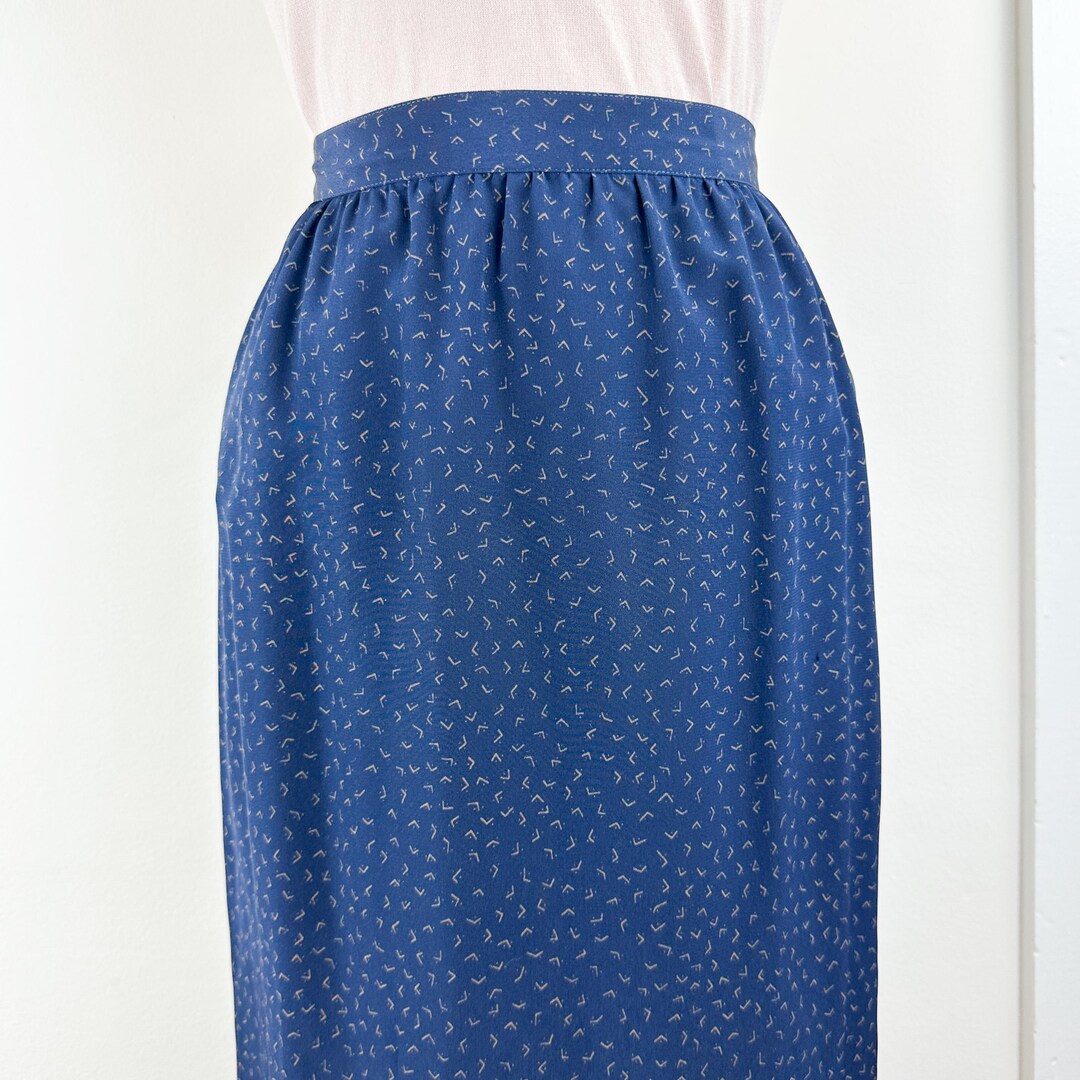 Vintage 80's 26W Navy Blue Midi Skirt, Tiny Boomerang Print, Dennis ...