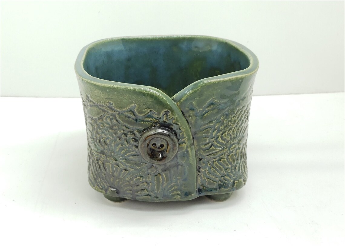 Green Gloss Button Planter With Lace Pattern - Etsy