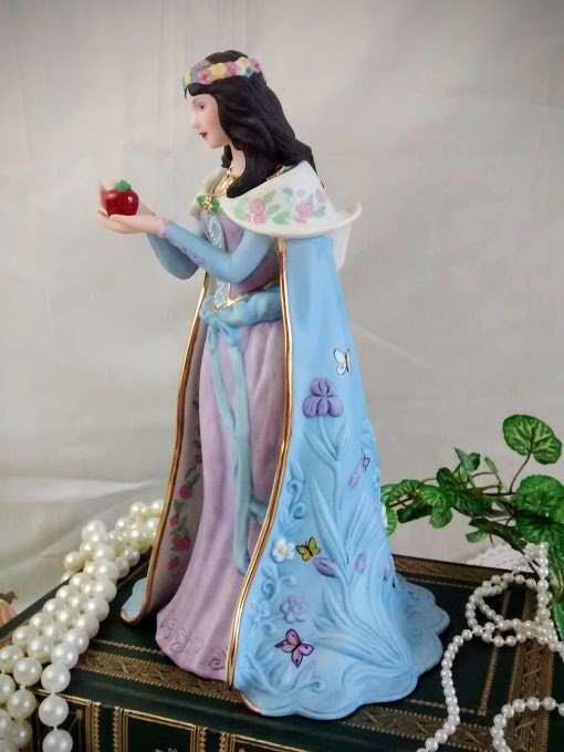 Lenox Princess Snow White / Legendary Princesses 1989 Offering - Etsy