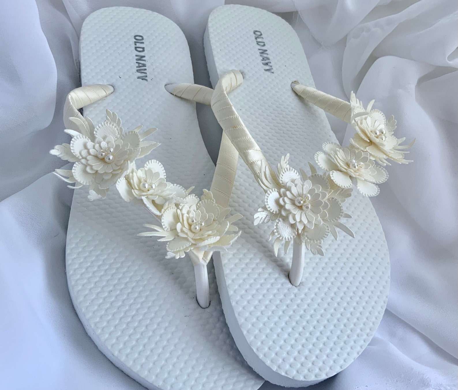 Bridal Ivory Flip Flops Wedding Flip Flopswhite 3 D Flower - Etsy