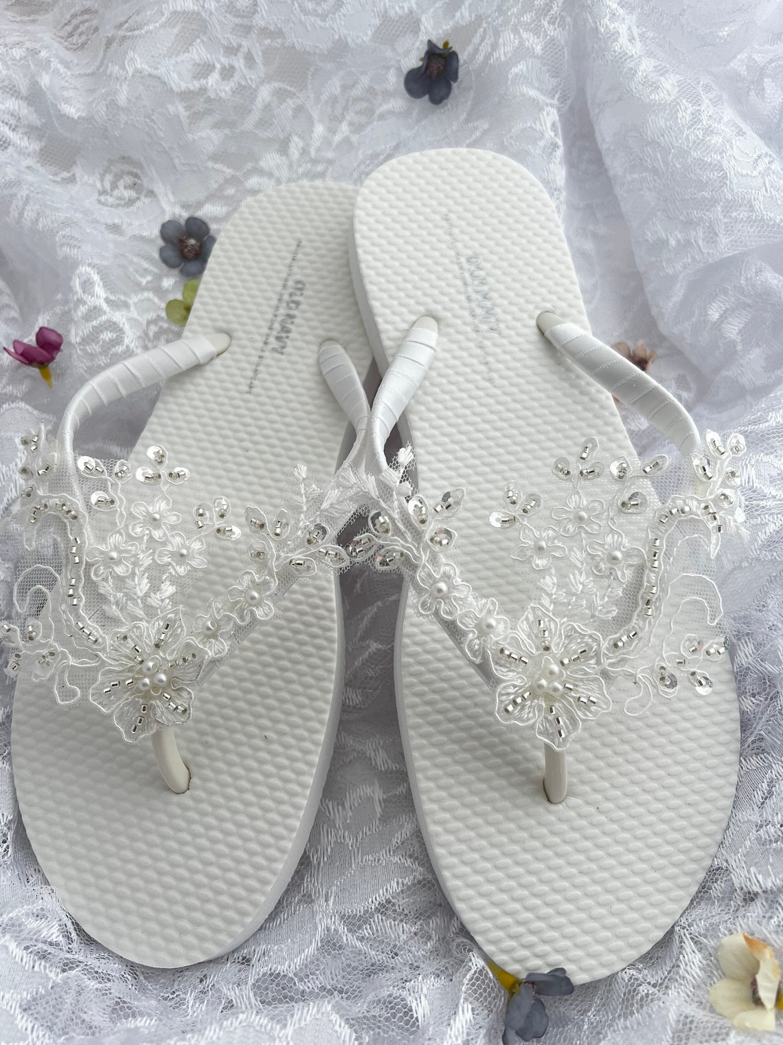 White Lace Bridal Flip Flops, Pearls and Sequins, Wedding Sandals - Etsy