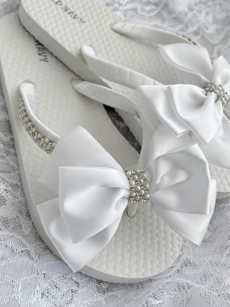 White Bridal Flip Flops Flower Girl White Bow Flip Flops - Etsy