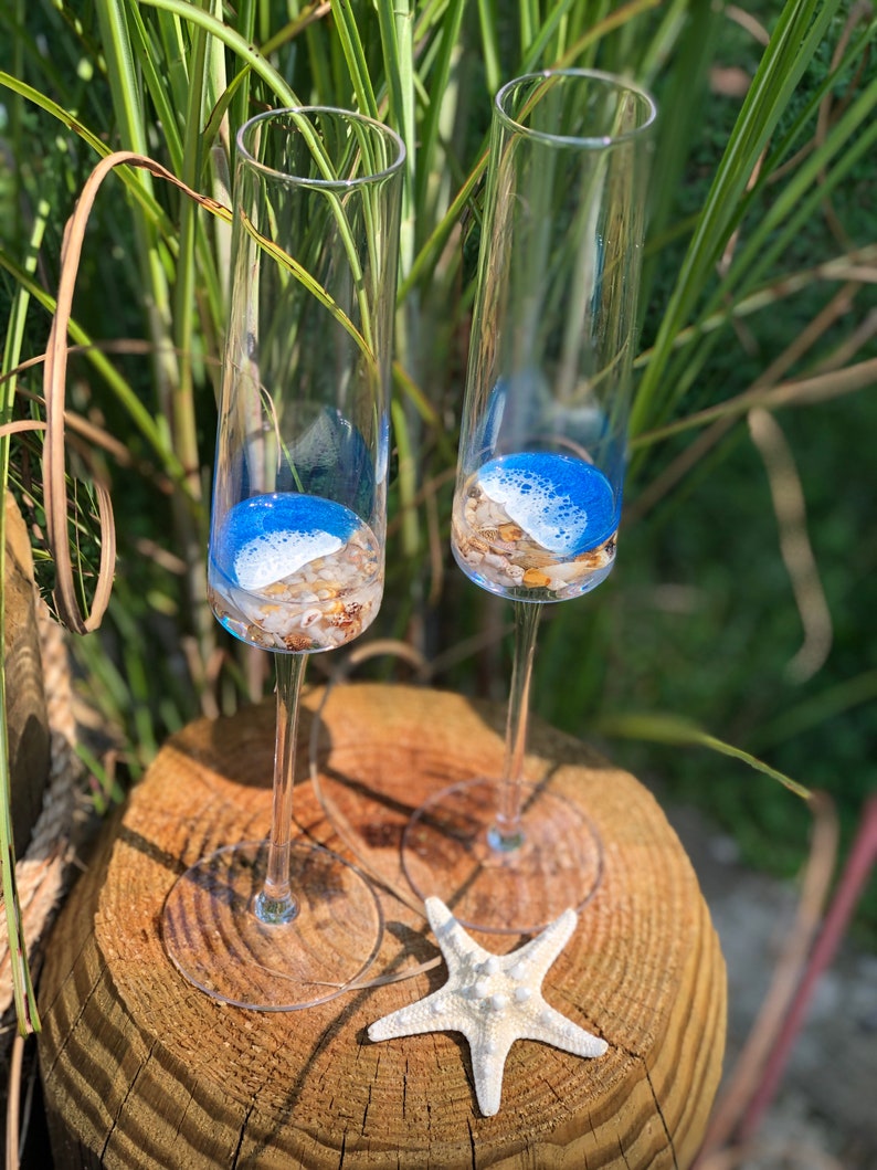 Ocean Resin Seashell Wave Crystal Champagne Flutes / Wedding - Etsy