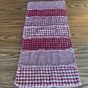 Red Quilted Table Runner Farmhouse Runner Rag Quilt Runner - Etsy