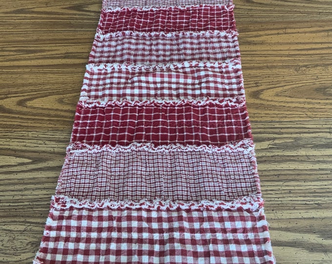 Red Quilted Table Runner, Farmhouse Runner, Rag Quilt Runner, Primitive ...