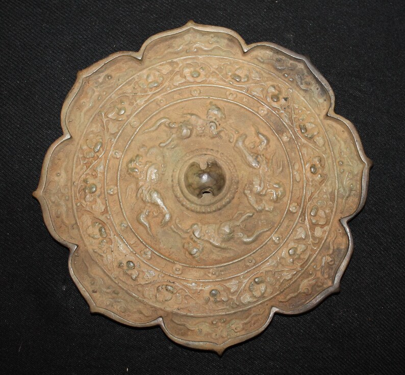 Early 19th Century Korean Bronze Mirror With Winged Griffins - Etsy Israel