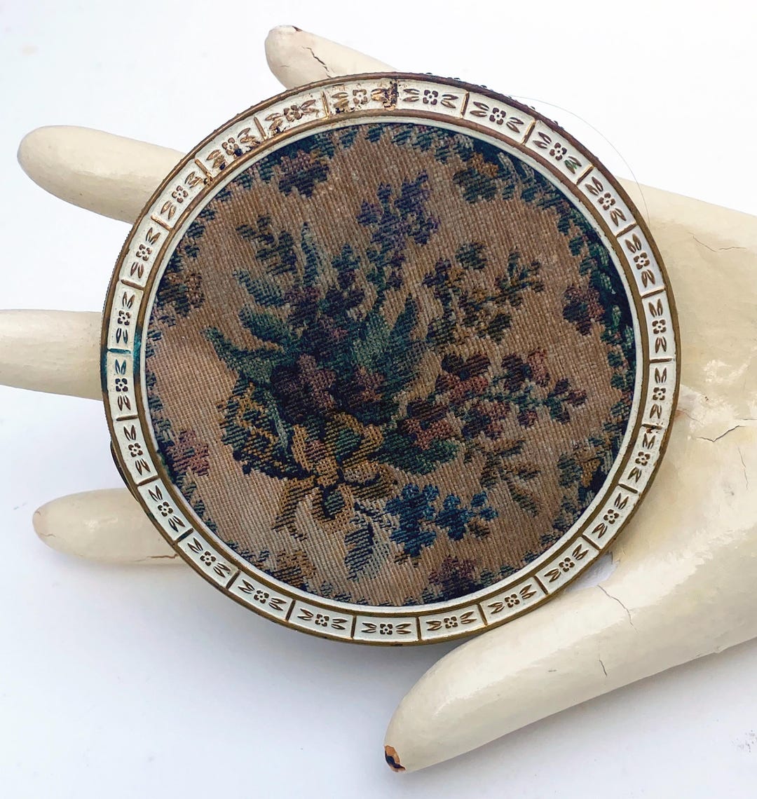 Vintage Stratton “queen” Compact Floral Powder With Mirror Embroidered ...