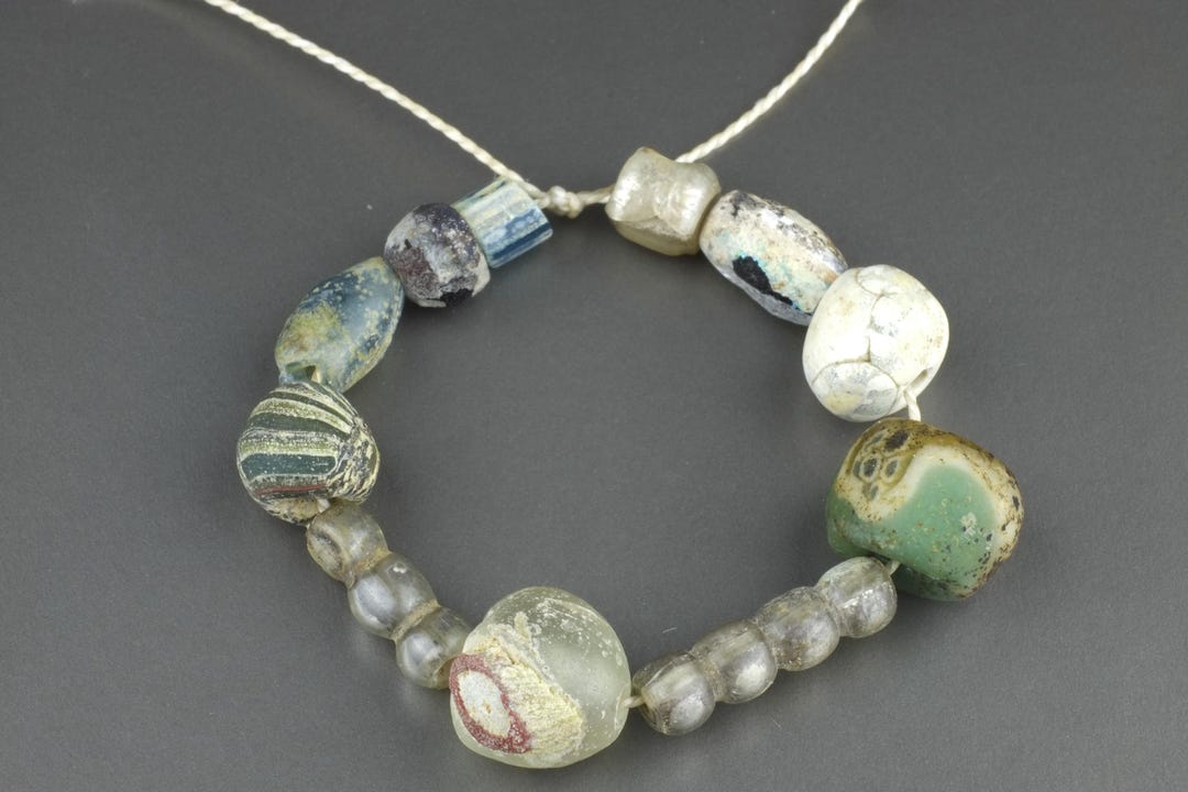 Strand Antique Monochrom Glass Beads of Byzantine/islamic Period - Etsy