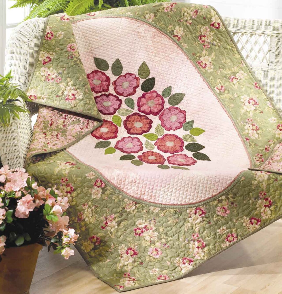 Vintage Quilting Pattern: Heirloom Shabby Chic Cottage Rose Garden ...
