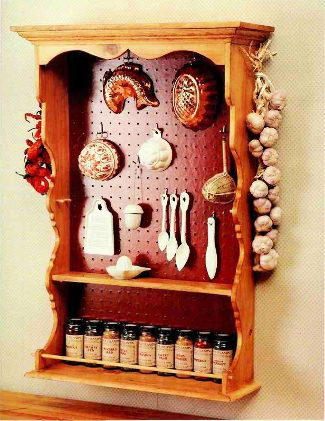 Vintage Woodworking Plans : Colonial Wall Rack (1991) - Etsy