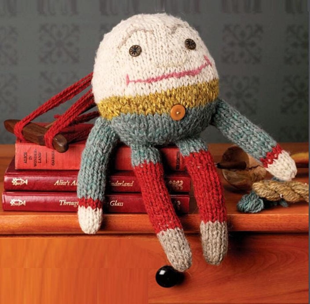 Vintage Knitting Pattern: Stuffed Humpty Dumpty Toy (12.5" Long by 14. ...