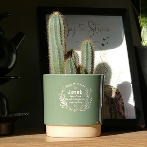 Green Retirement Plant Pot | Personalised Retirement Flower Pot ...