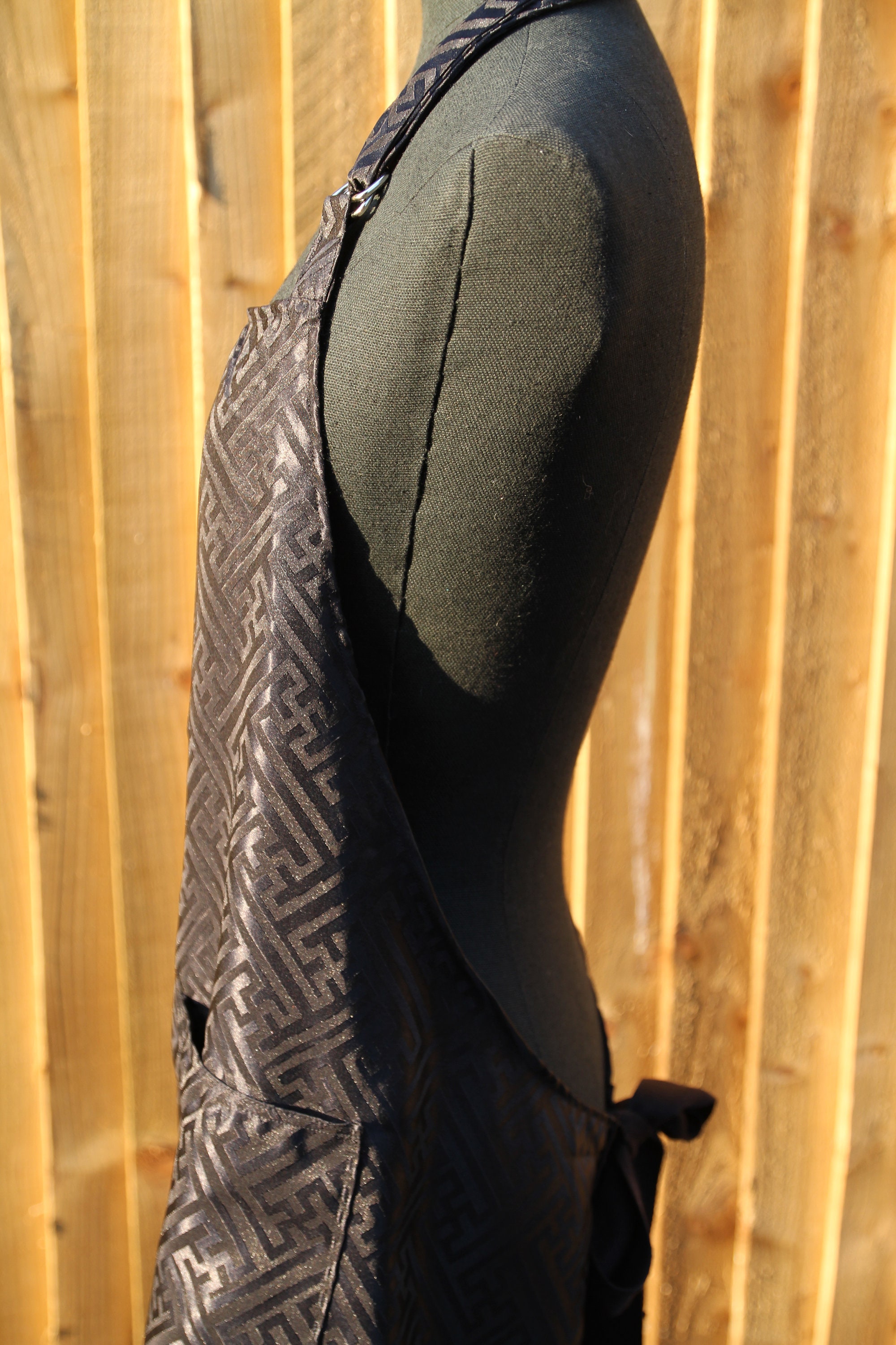 Sayagata Apron Tibetan Swastika Tattoo Apron - Etsy UK