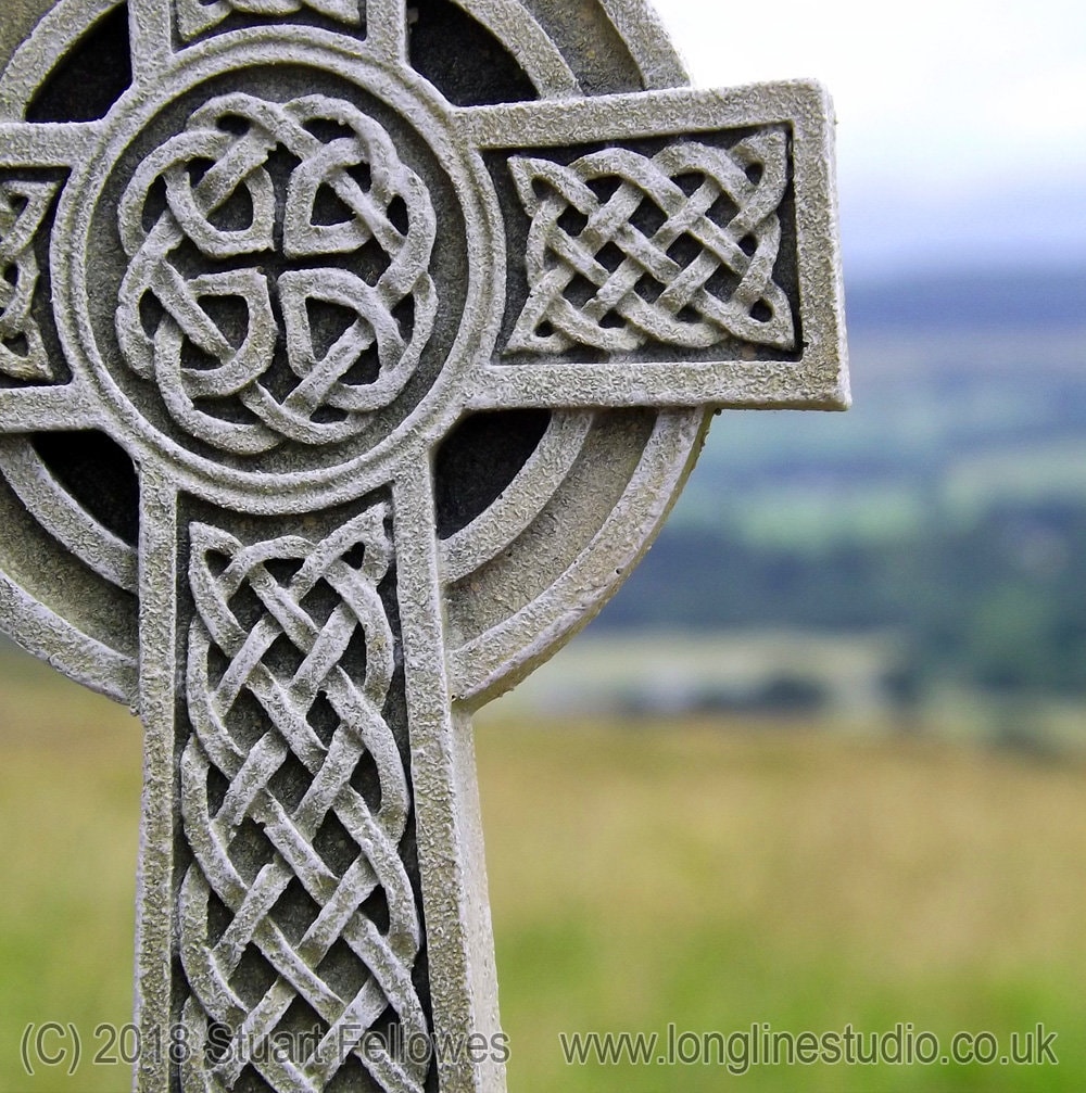 Caledonia Celtic Cross. Hand Made Wall Hanging Christian Cross ...
