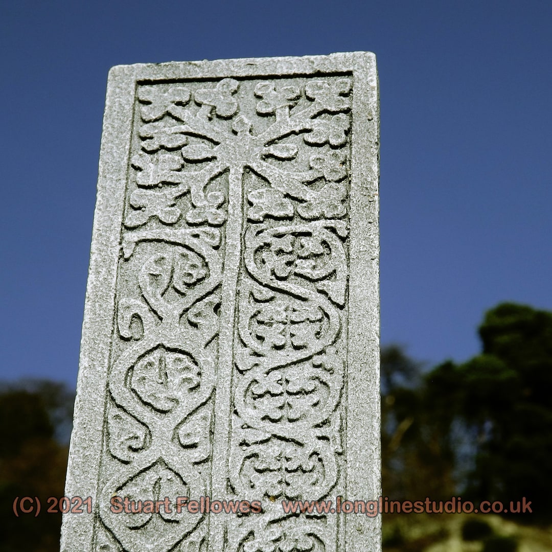 Iona Celtic Tree of Life. Hand Made Resin Wall Hanging. Scotland. - Etsy