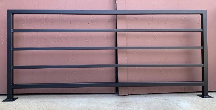 Modern Horizontal Metal Railing; Luxury Steel Guardrail; Powder Coated ...