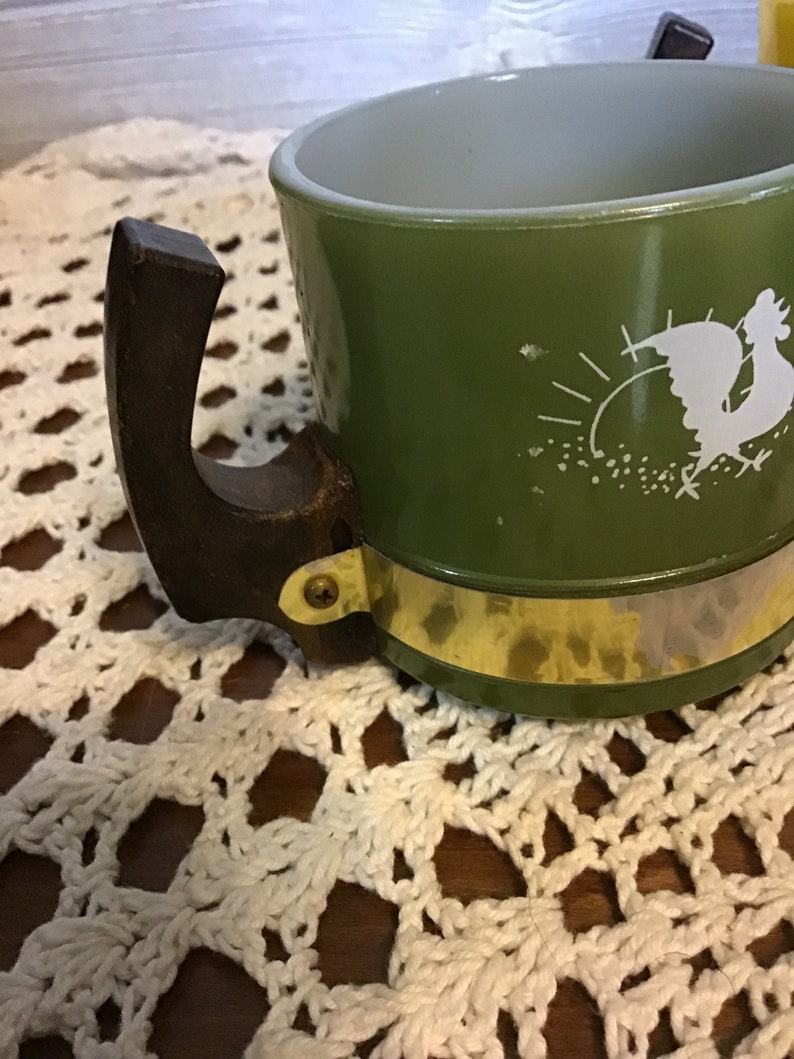 Vintage Siesta Ware Smug Coffee Mugs,farmhouse Scene Milkglass Mugs ...