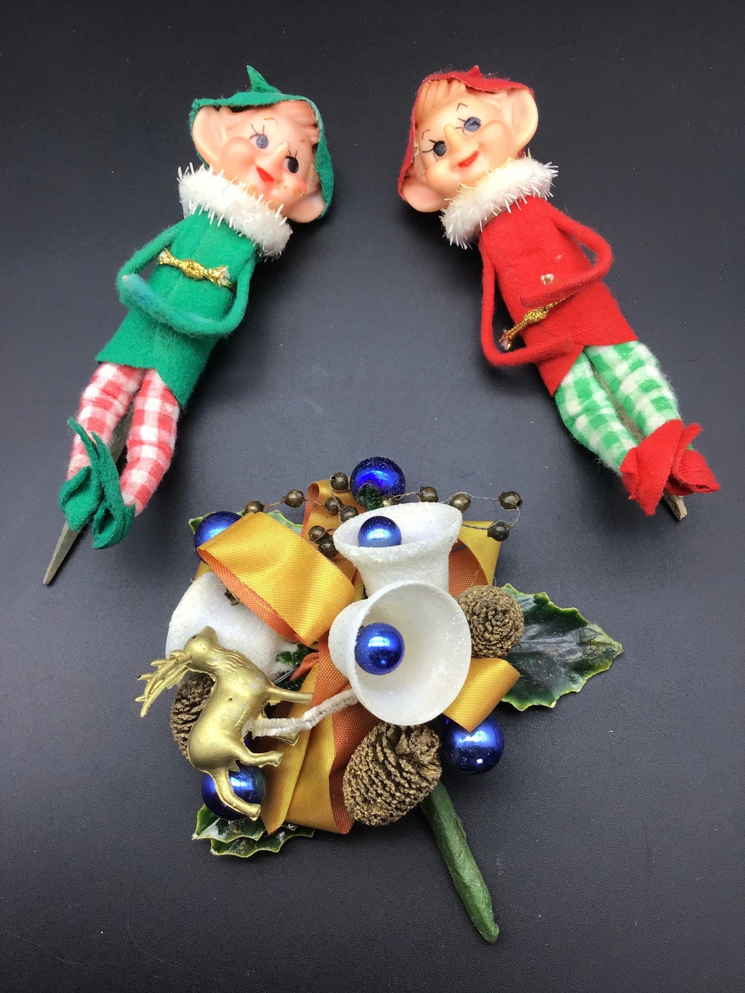 Vintage Kneeing Hugging Elves,christmas Elves,vintage Corsage, - Etsy