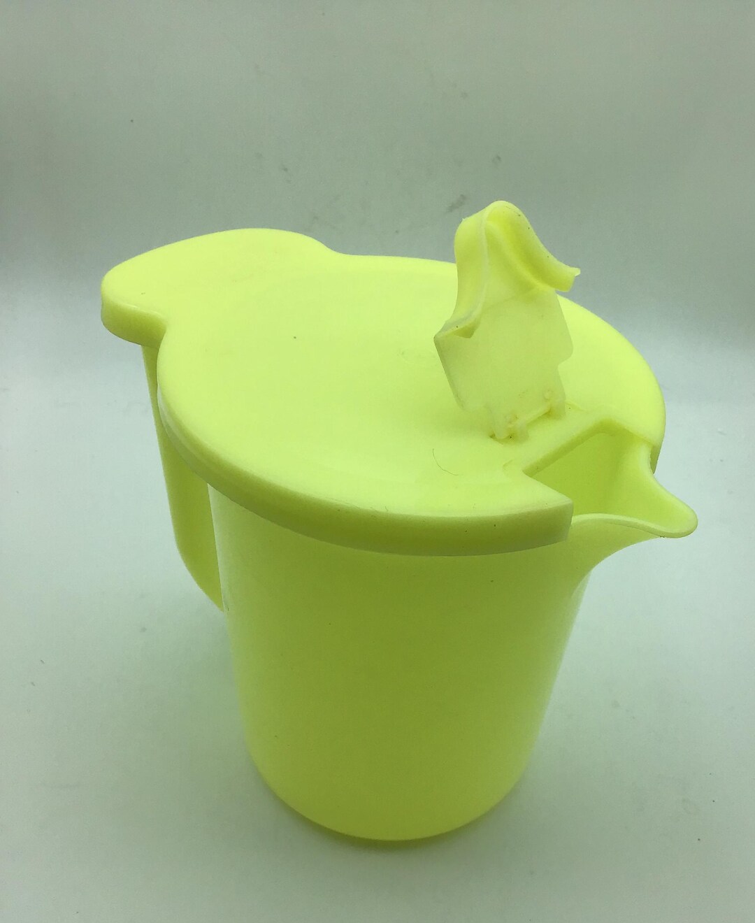 Vintage Tupperware Milk Pitcher, Creamer Dish,flip-top Lips,yellow ...