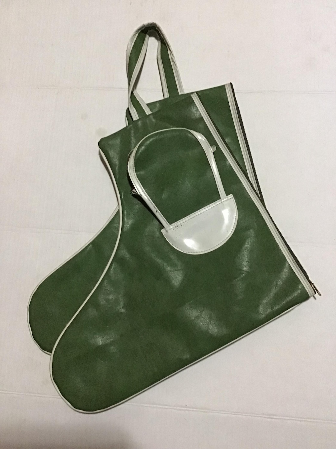 Vintage Ice Skate Bag, Ice Skate Carrier, Retro Green Vinyl Bag,ice ...