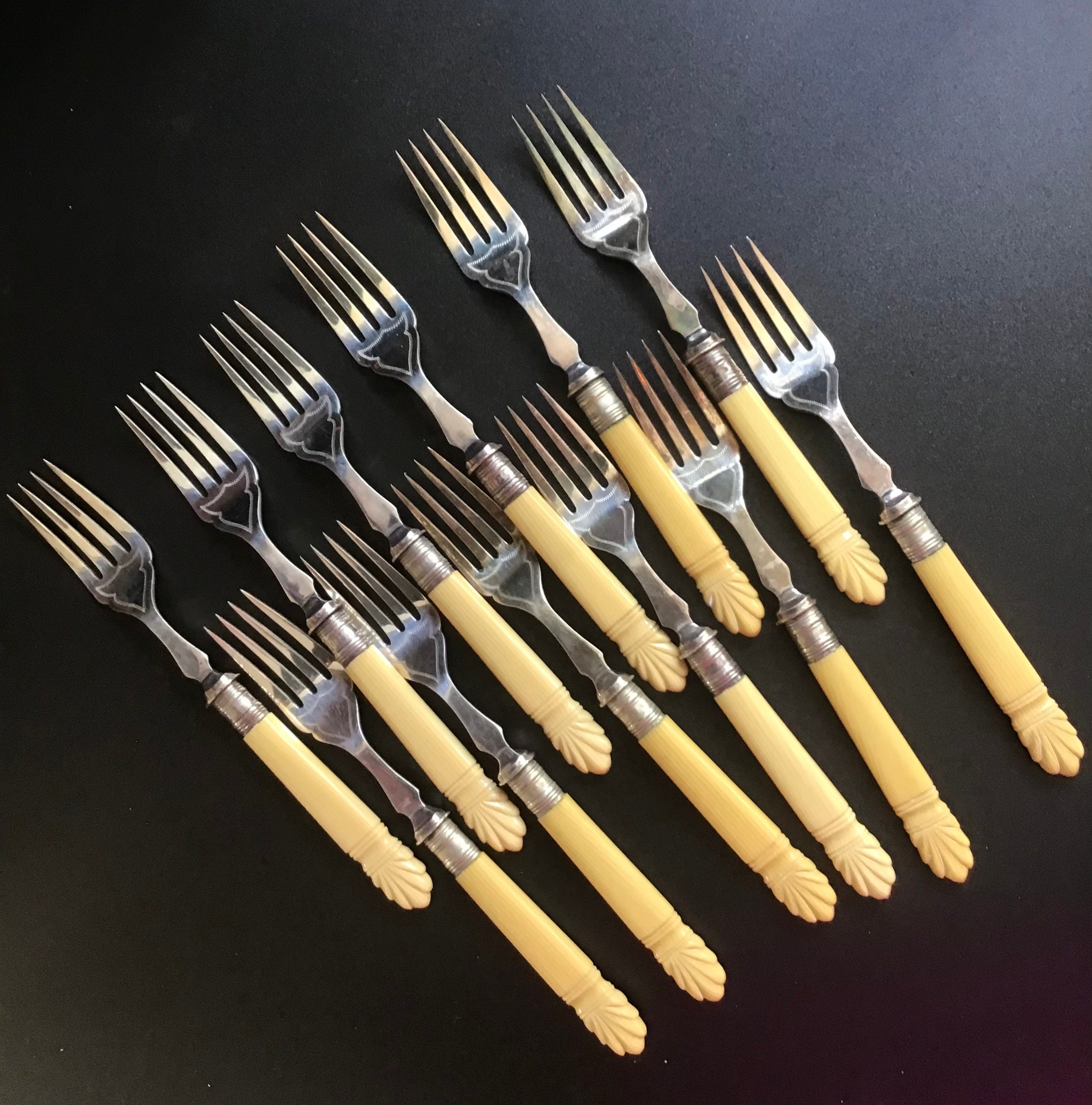 Vintage Fish Forks and Fish Knives Set of 12 Celluloid Art - Etsy