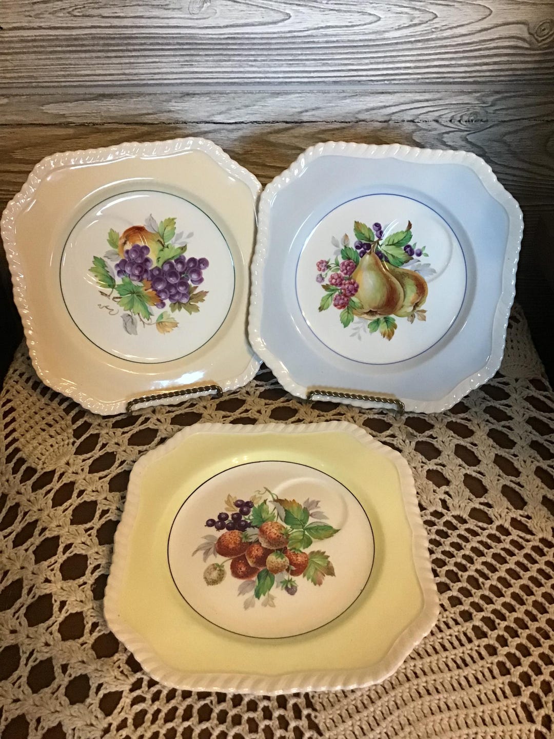 Vintage Johnson Bros Old English Plates,set of 3 Fruit Pattern With ...
