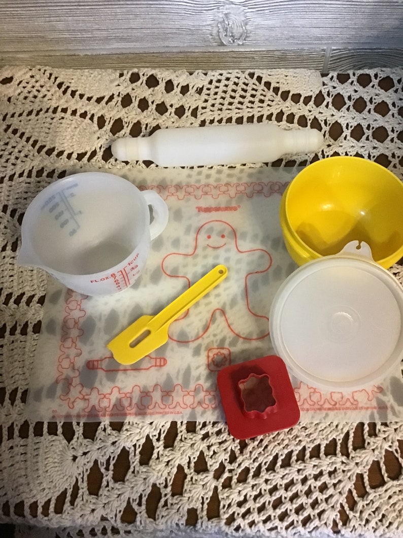 Vintage Tupperware Toys, Mini Mix It,complete Set,1979, Childs Mixing ...