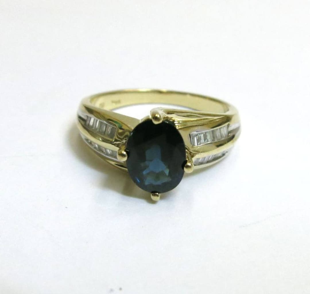 Anillo de compromiso de zafiro de un quilate con diamantes tamaño 14k ...