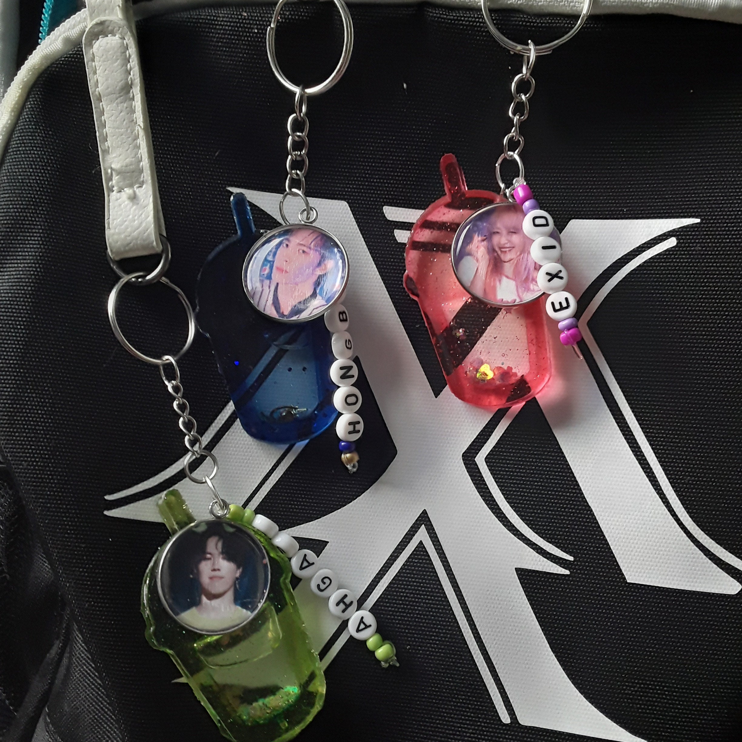 CUSTOM K-pop Boba Resin Shaker Keychain - Etsy