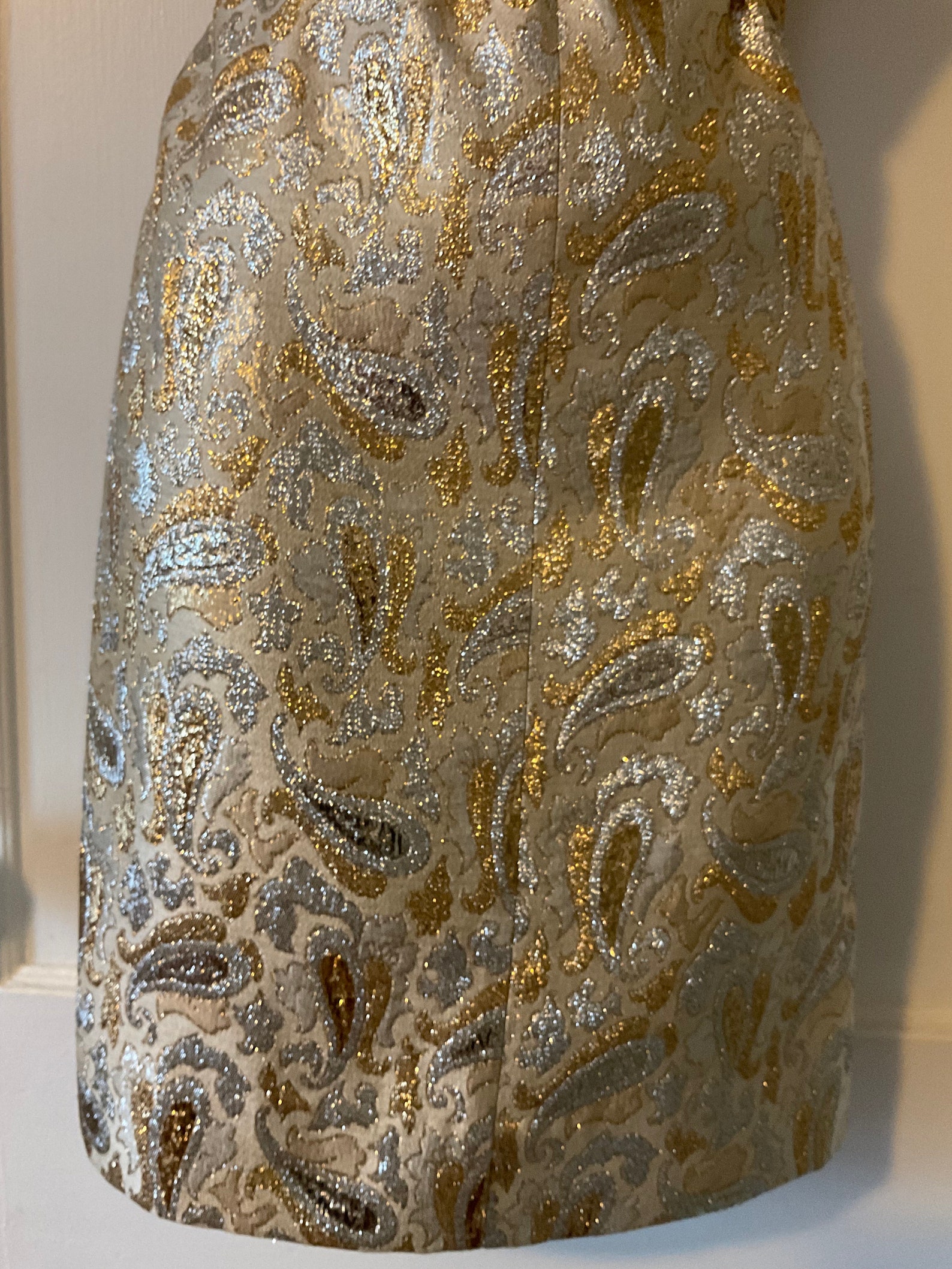 MARTHA Gold/silver Brocade 1960s Vintage Dress Gold/silver Paisley ...