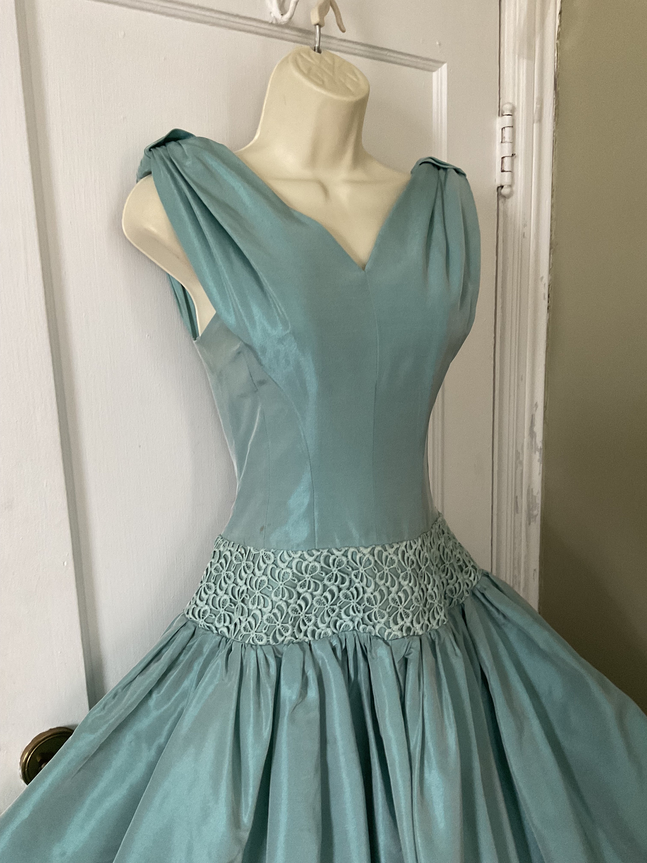 Powder Blue Silk 1950’s Vintage Midi Gown/dress - Powder Blue Taffeta ...
