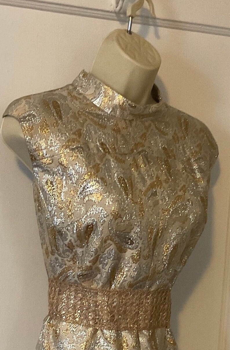 MARTHA Gold/silver Brocade 1960s Vintage Dress Gold/silver Paisley ...