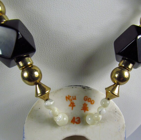Chinese Porcelain Peking Opera Mask Necklace - Gem