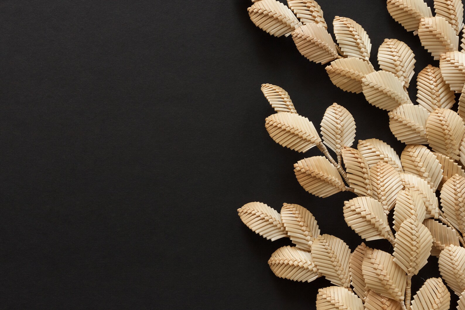 Straw Branch Composition of Leaves Made of Straw Straw Wall Decoration ...