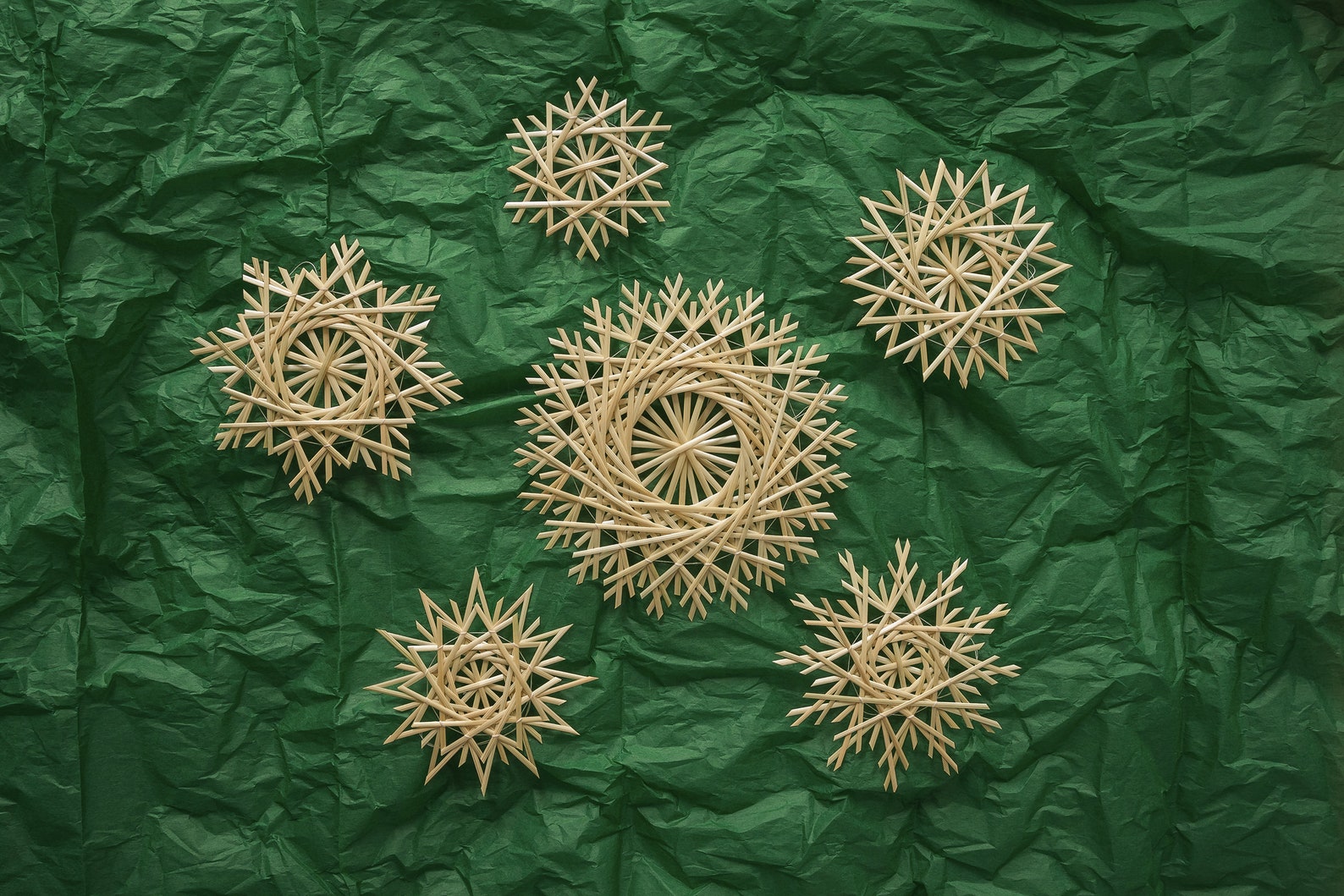 Straw Stars - Set of 6. Christmas Tree Decoration. Straw Stars. Straw ...