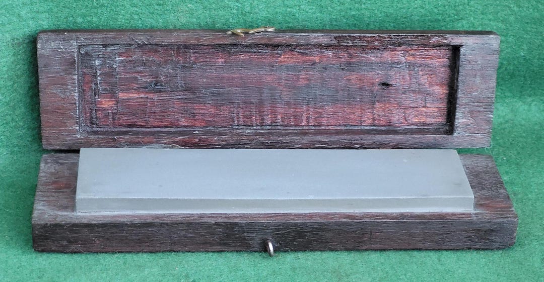 Vintage Oil Stone - Vintage Small Oil Stone in Original Wooden Box ...