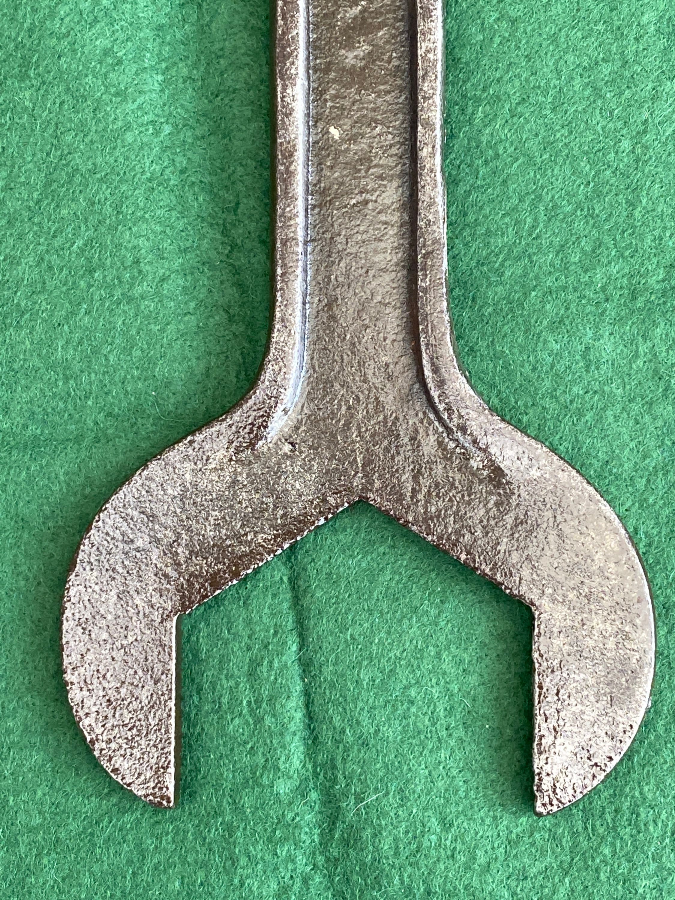 Vintage Four Oaks Spanner. Vintage the Four Oaks Spraying Machine ...