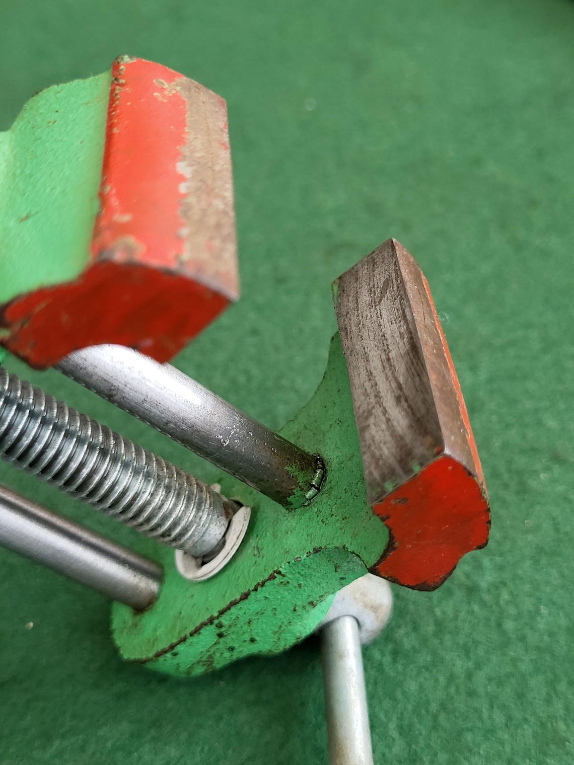 Vintage Unusual Hobby Bench Vice. Small Strong Bench Vice, Jewellery ...