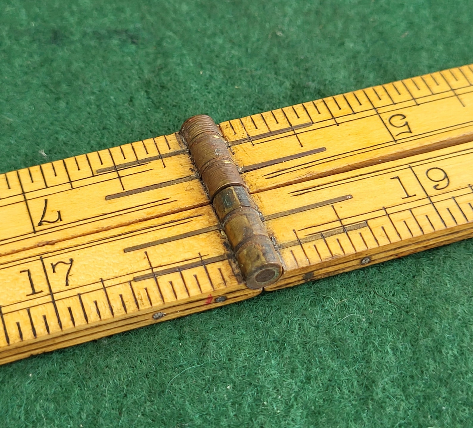 Vintage Folding Boxwood 2 Foot Rule No 1375 by Rabone. Vintage J ...