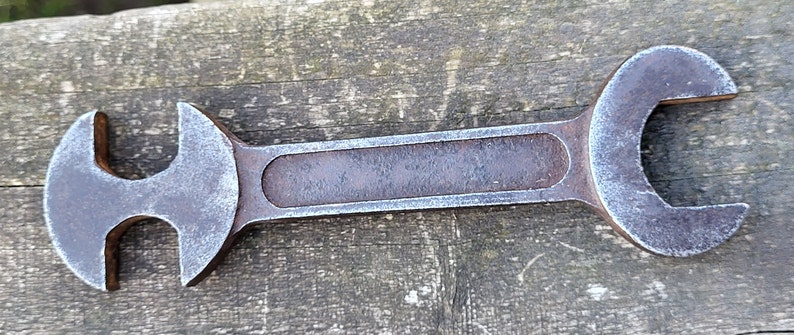 Antique "outfit ALDA Key". Antique French Automobile Wrench - Outfit ...