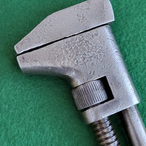 Antique Twist Handle Adjustable Wrench. Antique Acme (W & B) Twist ...