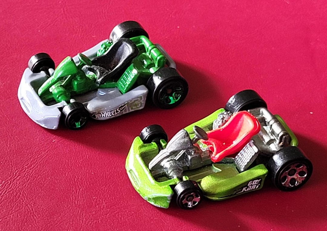 Vintage 1997 Hot Wheels Go Kart. Two Vintage 1997 Hot Wheels Go Karts ...